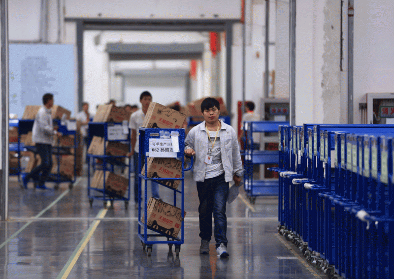 Overseas shopping agents feel the currency pinch, Business News - AsiaOne Overseas shopping agents feel the currency pinch, Business News - AsiaOne