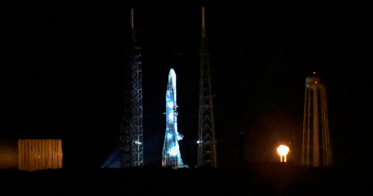 Bezos' Blue Origin calls off debut New Glenn launch over rocket issue ...