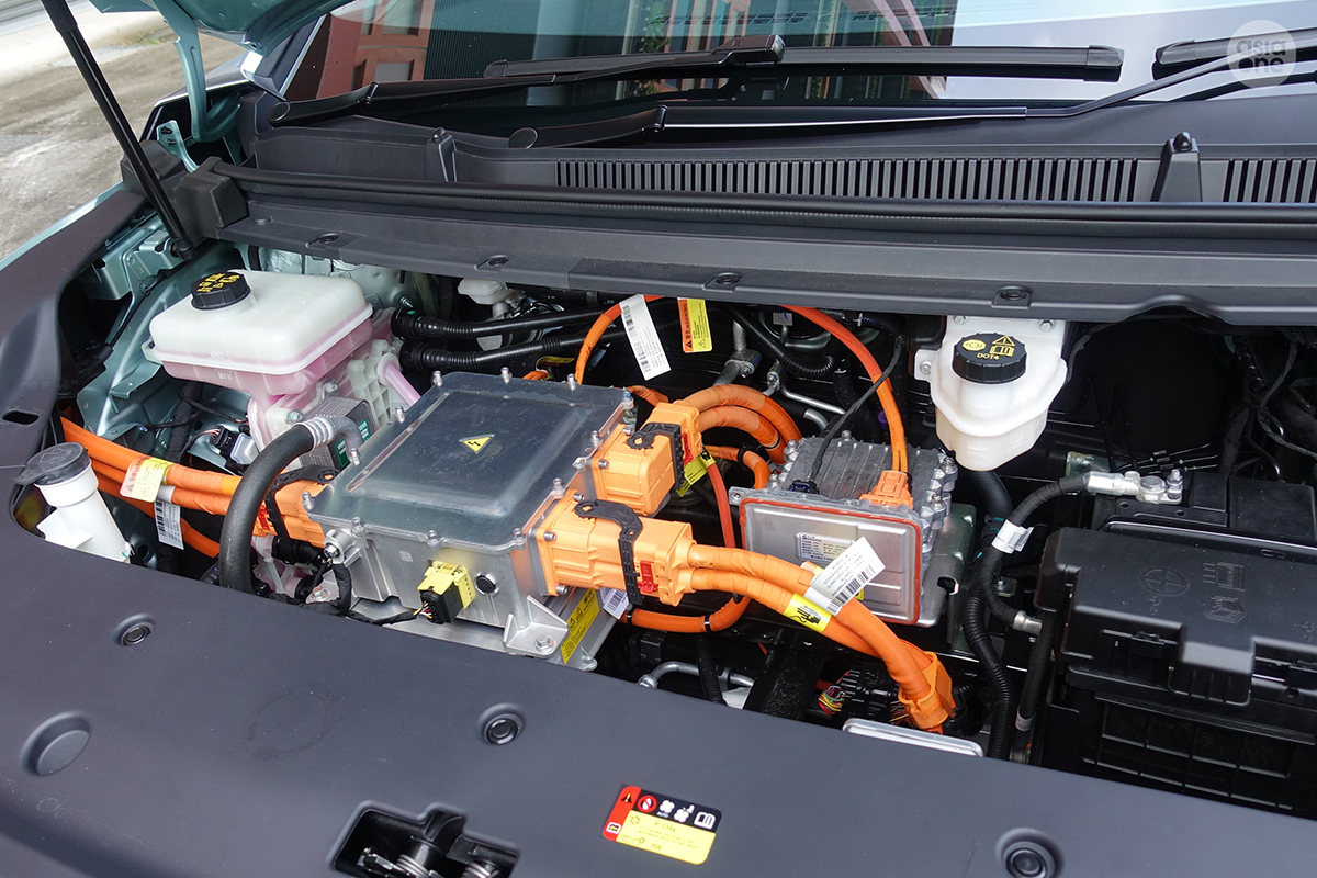 Maxus Mifa 7 review: A large Chinese electric MPV that bucks the luxury ...