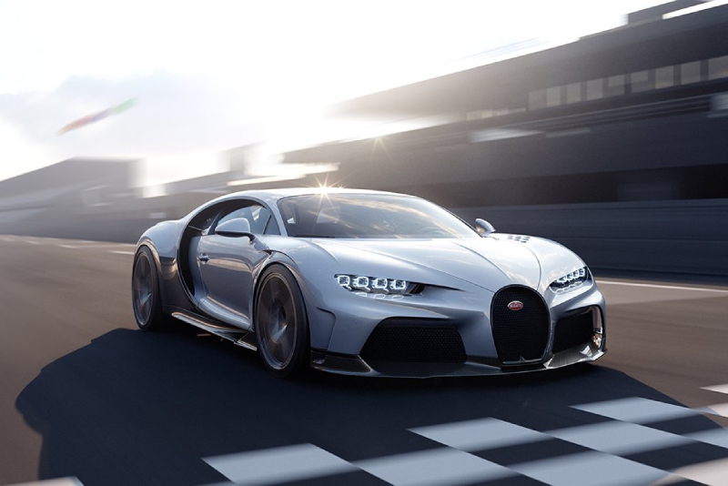 Bugatti's new hyper sports car is the quintessence of luxury and speed ...