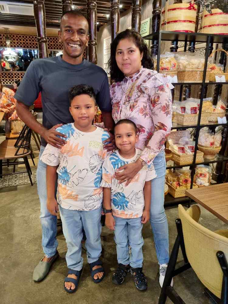 NDP 2023 Parade Commander's young sons salute him at home, Lifestyle ...