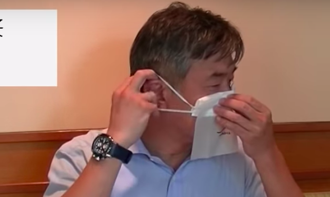 Saizeriya is encouraging customers to wear this DIY face mask while ...