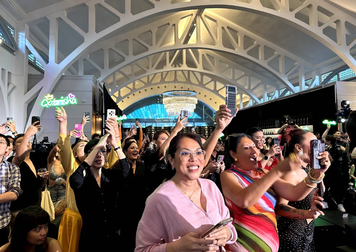 26-year-old wins Miss Universe Singapore 2024, transgender beauty queen ...