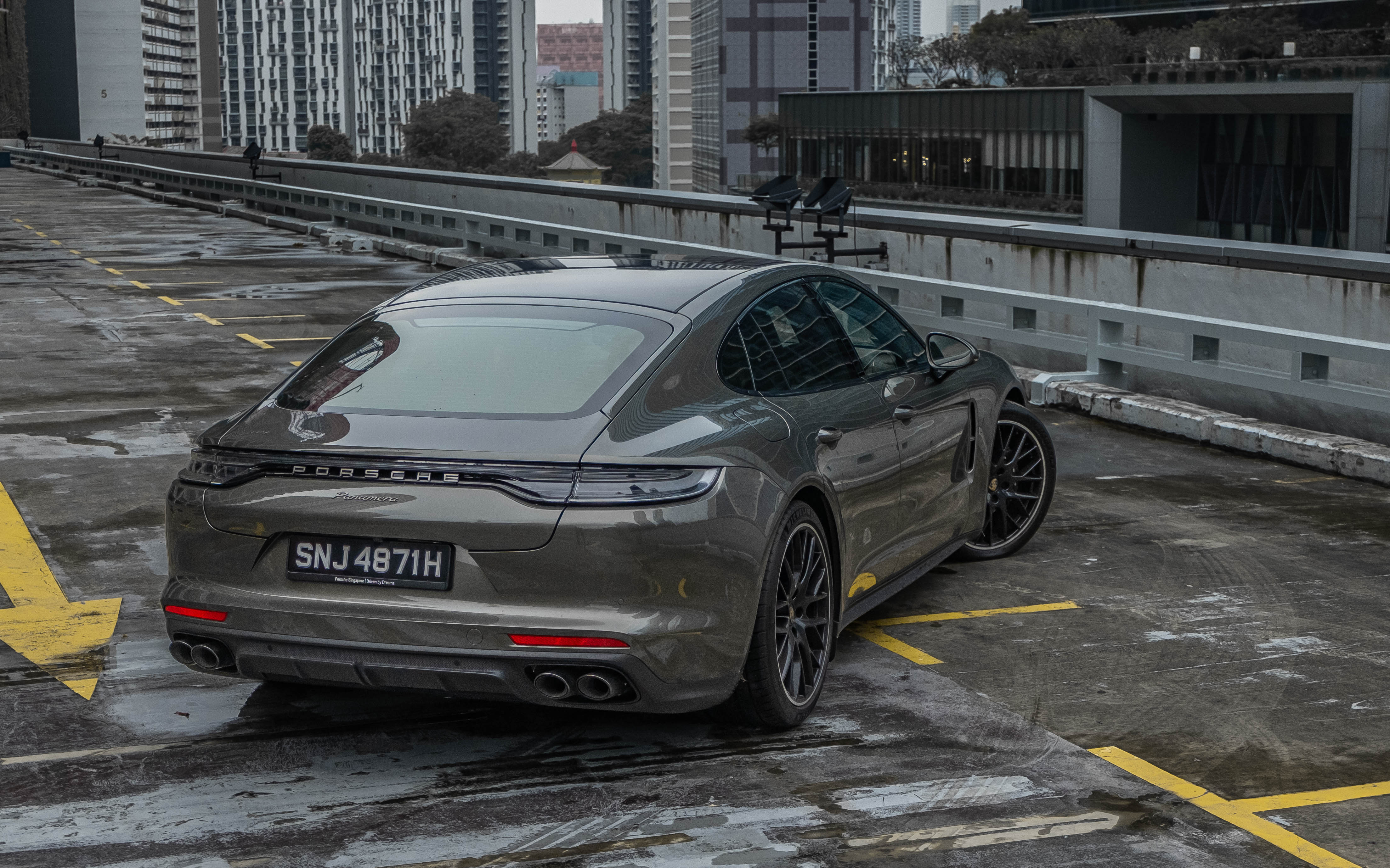 Porsche Panamera Platinum Edition is a true luxury car that offers a ...