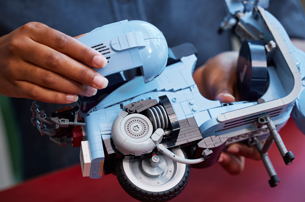 Lego reveals new retrolicious Vespa 125 set, Lifestyle News - AsiaOne
