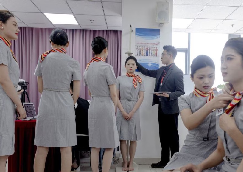 Chinese airlines swamped with cabin crew applicants as travel rebounds ...