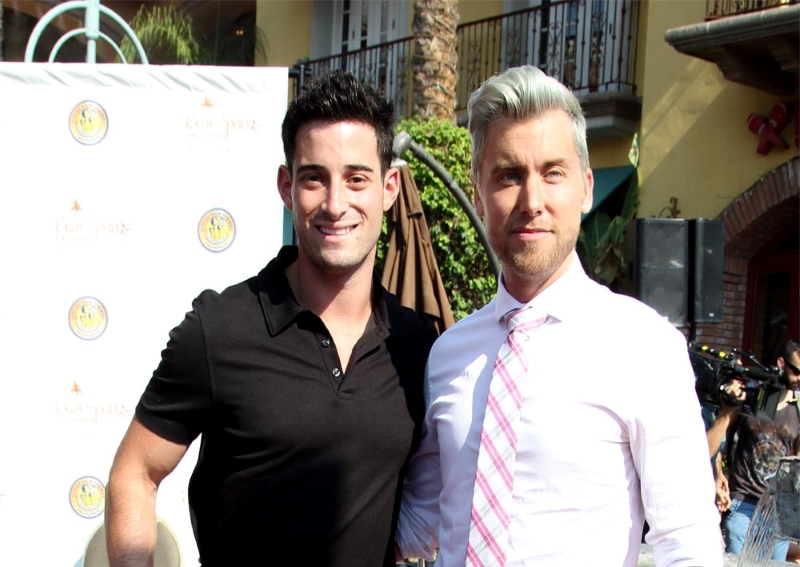 NSYNC singer Lance Bass and husband's surrogate mother backs out due to ...