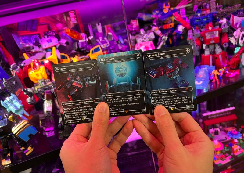 Magic: The Gathering's Transformers Secret Lair cards merge to form a ...