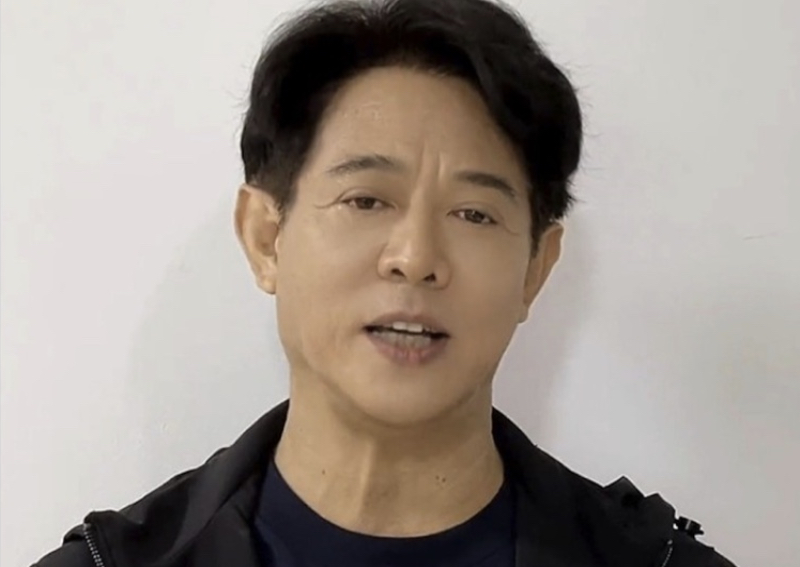 Stiff facial muscles and swollen neck: Netizens worried for Jet Li's ...