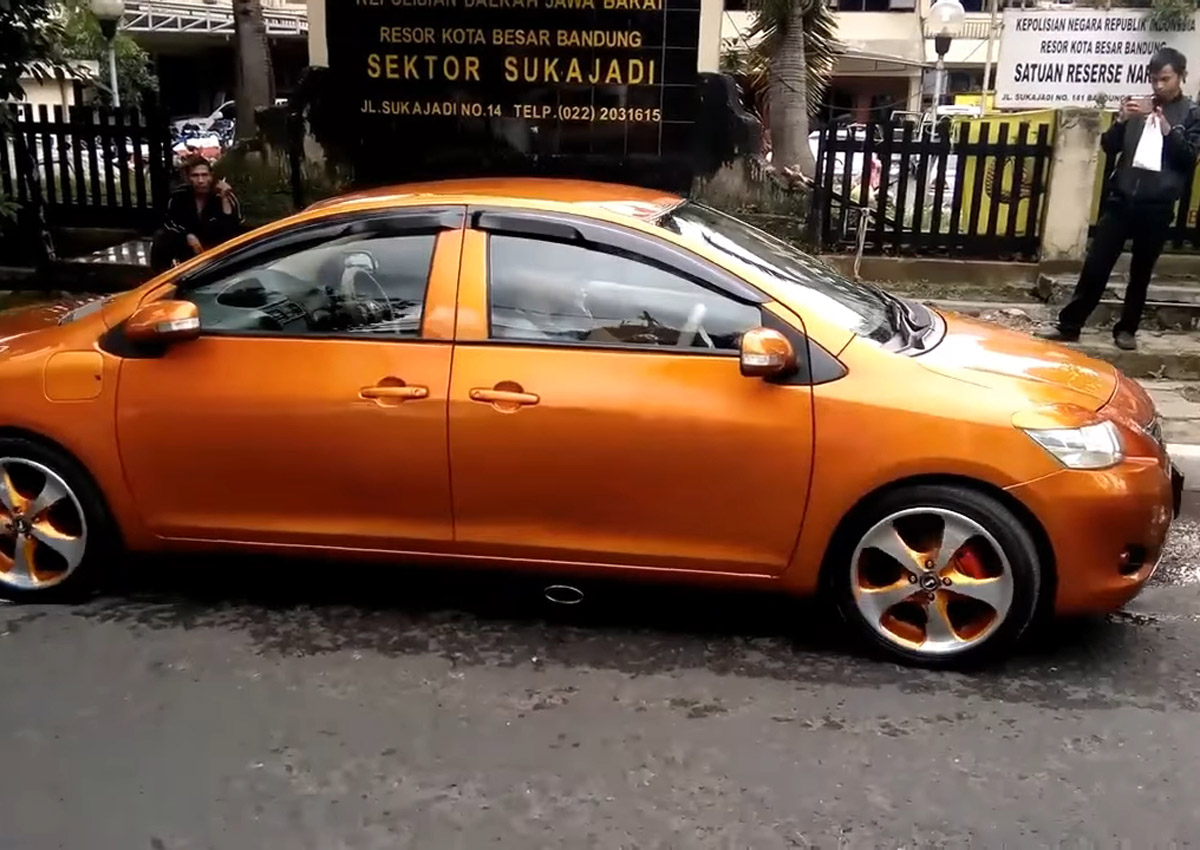 Double-ended car turns heads on Indonesia roads, Asia News - AsiaOne