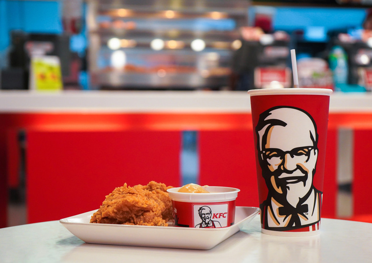 'What's the point of eating outside?': KFC Indonesia's '#budayabeberes ...