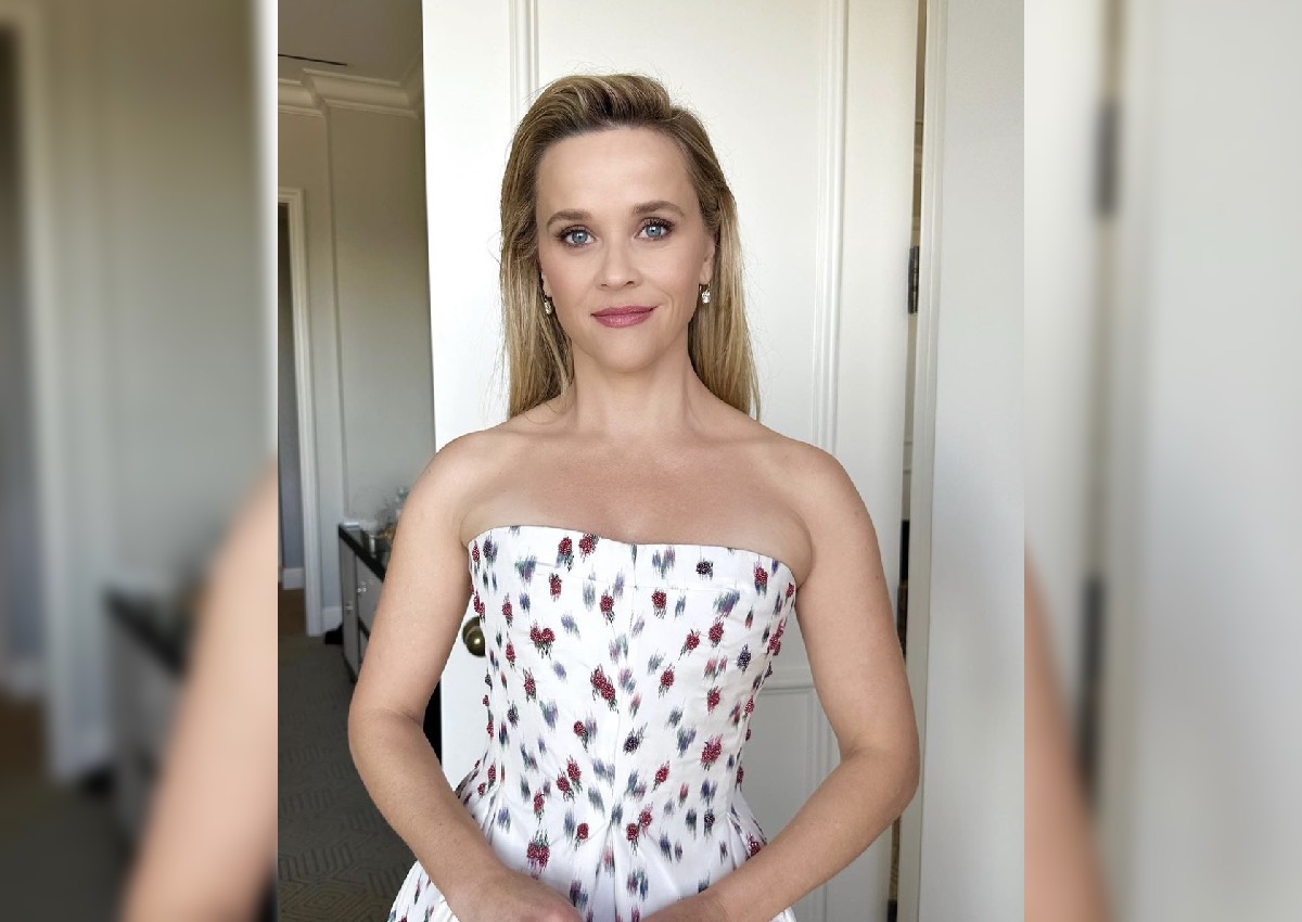 Reese Witherspoon defends eating snow from outside her home ...