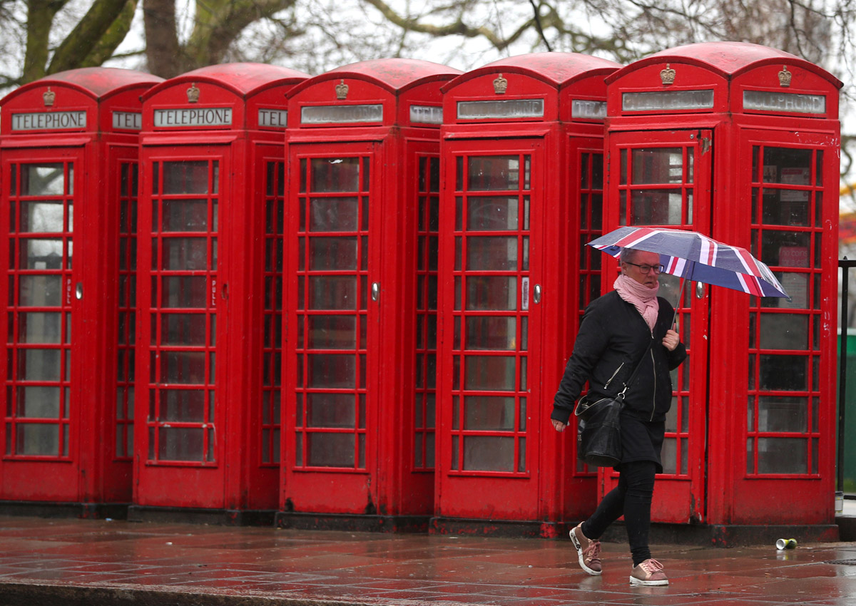 Britain's iconic red phone box reborn as tiny nightclub, World News ...