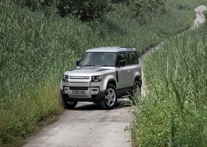 Land Rover Defender 90: An iconic 3-door off-roader that will steal ...