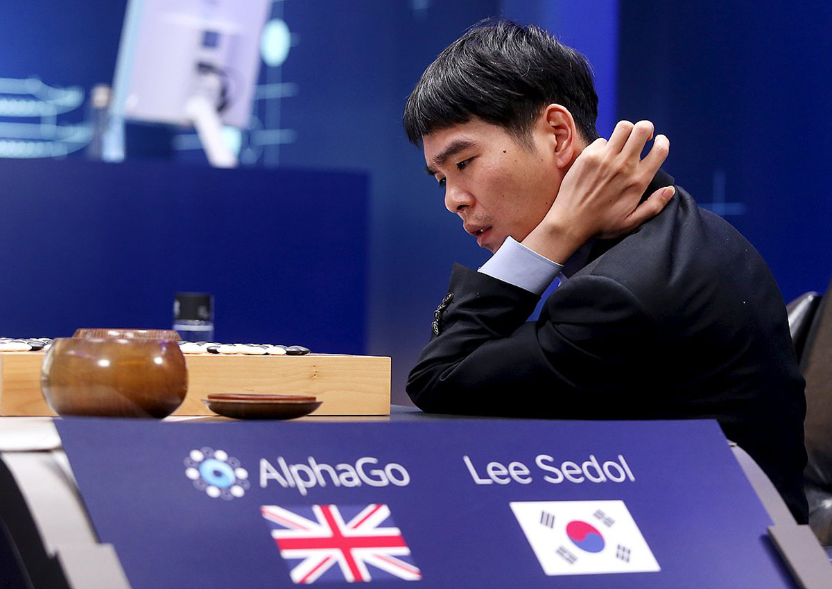 Human Go champ scores surprise victory over supercomputer, Asia News ...