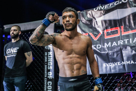 Alex Silva is gunning for a finish in world title rematch, Asia News ...