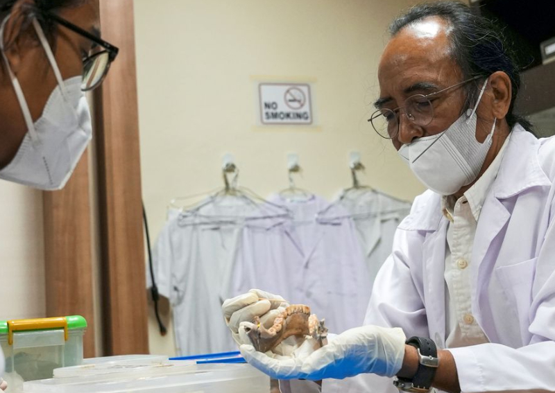 Ancient Indonesian woman reshapes views on spread of early humans, Asia ...