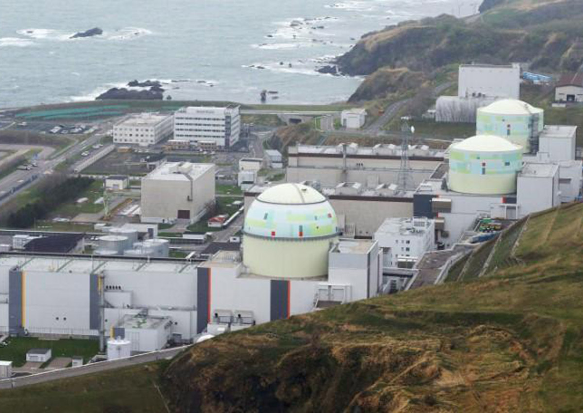 Japanese nuclear station on emergency power after quake revives ...