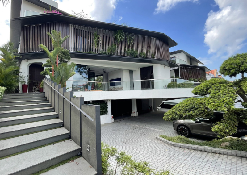 The ultimate family abode: Inside a freehold bungalow at Frankel Estate ...