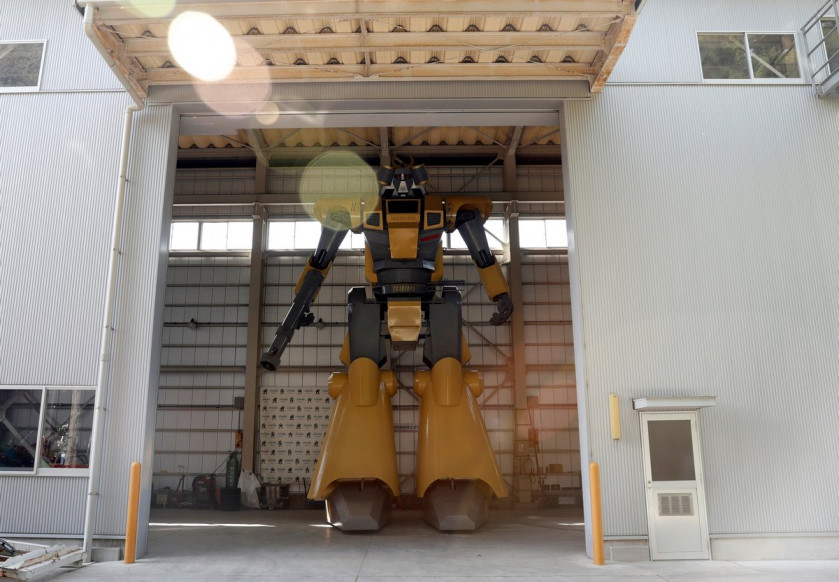 Japanese engineer builds giant robot to realise 'Gundam' dream, Asia ...
