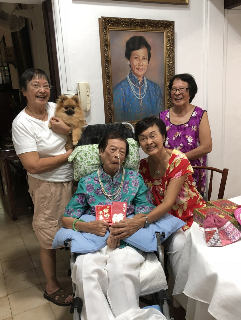 Former president's wife Mrs Wee Kim Wee dies, aged 102 | AsiaOne