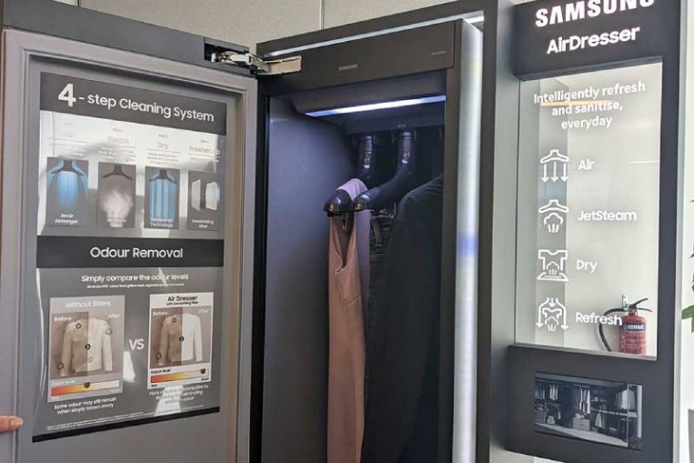 Hands-on: Samsung AirDresser, a steamer and sanitiser for your clothes ...