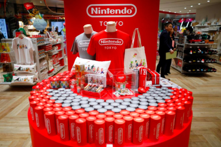 Mario mugs, Zelda tote bags as Nintendo opens first Tokyo store ...