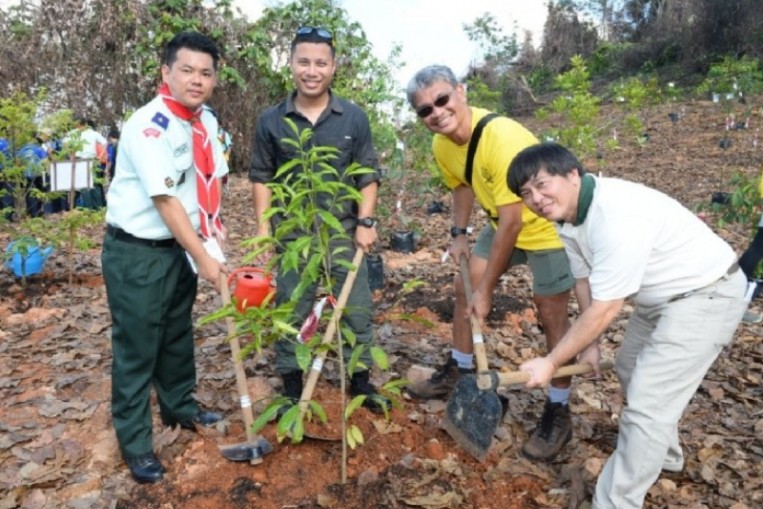 Grassroots leaders perks & benefits: Is it worth it to be one ...