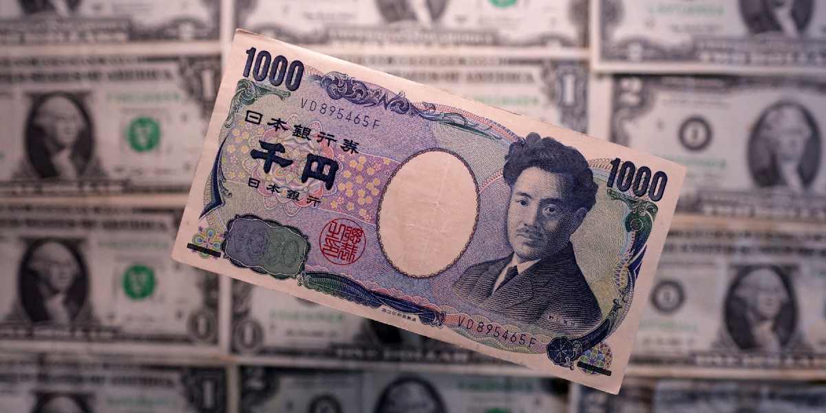 Yen hovers near intervention zone as traders assess Iran war outlook ...