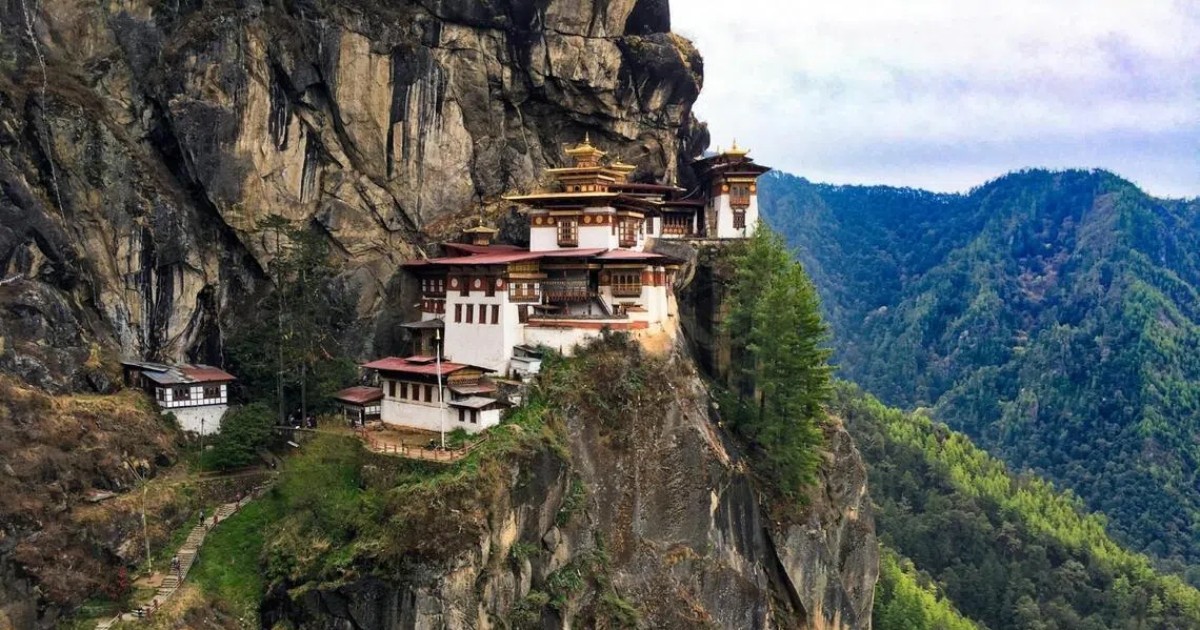 Woman from Singapore dies in Bhutan after feeling unwell during hike to ...